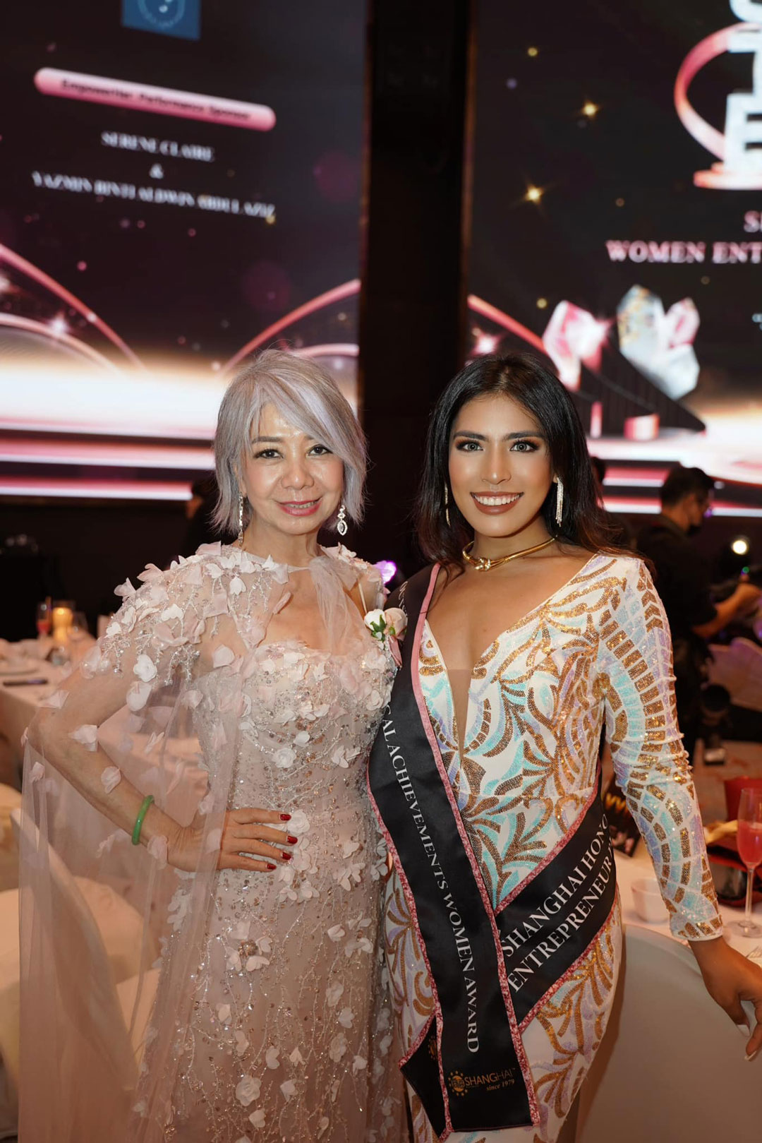 Yazmin Aziz receives 'Outstanding Vocal Achievements Award' from a ...